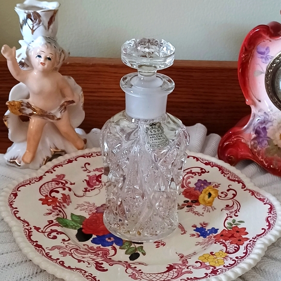 Vintage | Accents | Collectable Ssp Princess Arlene Pressed Glass ...